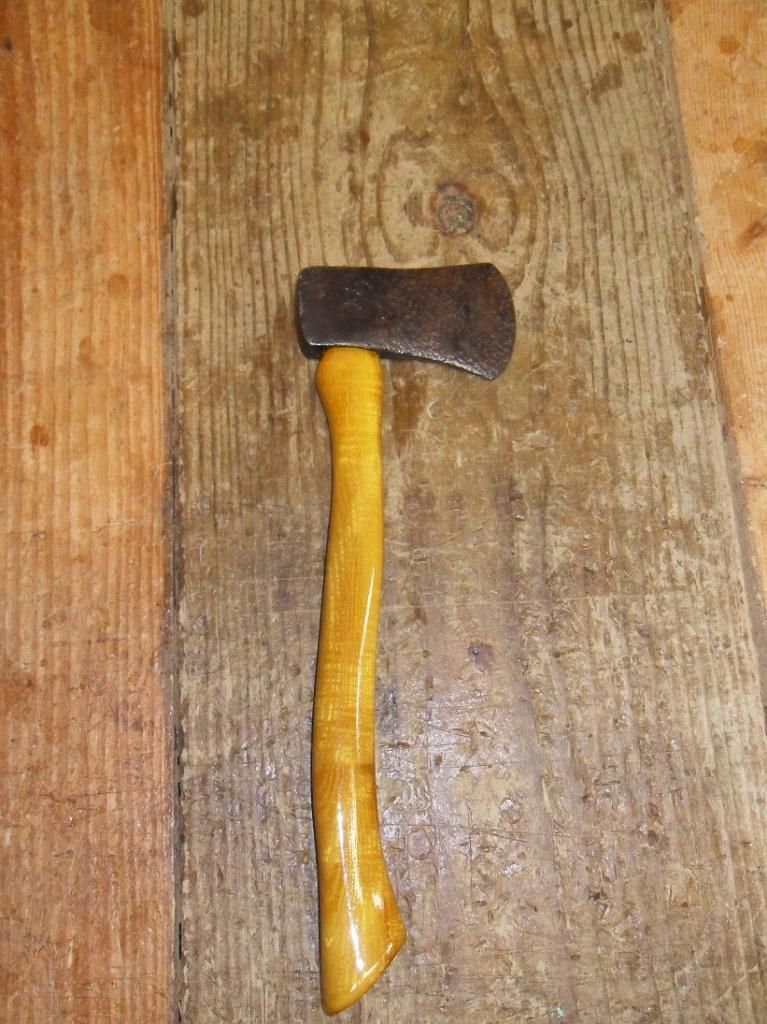 Craftsman mini hatchet with curly osage handle | BladeForums.com